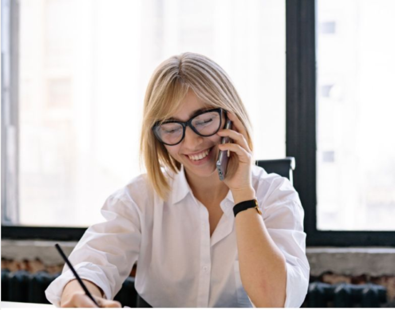 Sourire au téléphone | Nathalie SOFIA